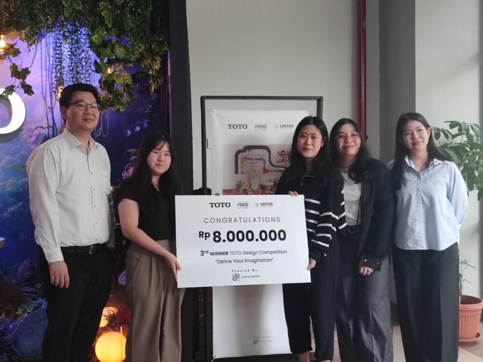 “Clawing Into Color” Meraih Juara 3 Dalam TOTO Design Competition ...